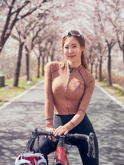 “ลี ซู-ยอน” นักปั่นนางฟ้า สาวสวย ผมสั้นกระชากใจ แดนกิมจิ - ติดตามแวดวง ...