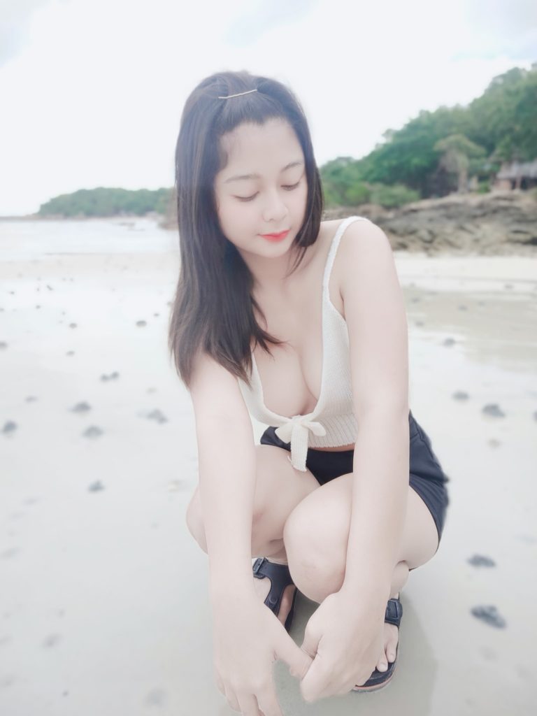 น้องมินตรา (mintra4444) สาวน้อย งานดี หุ่นแจ่ม ร้อนแรงบนโซเชียล แซ่บสุดใน Onlyfans - ติดตามแวดวง ...