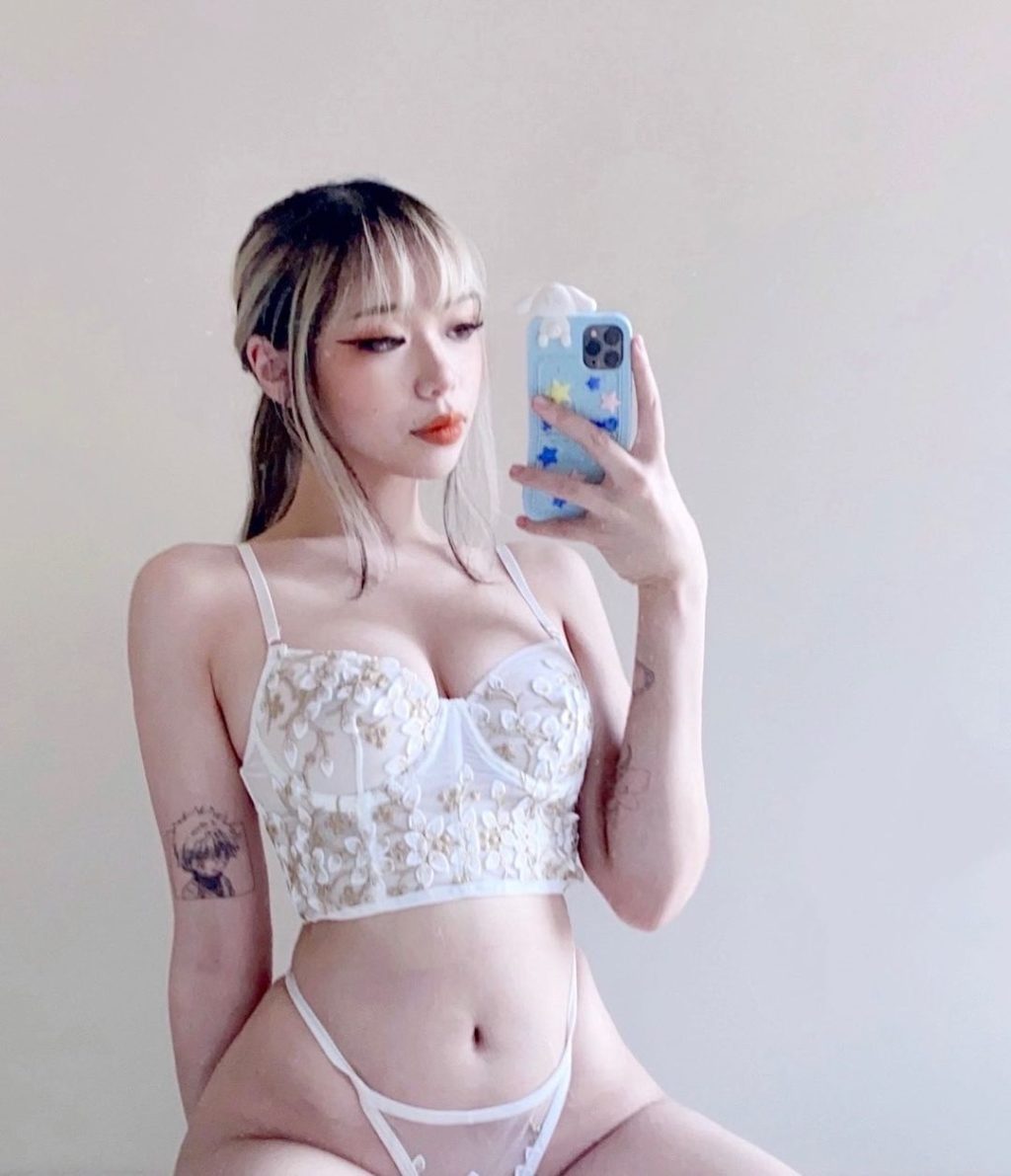 Meikoui สาวหมวย สตรีมเมอร์ คอสเพลย์ งานแจ่ม หุ่นแซ่บ เผยความเซ็กซี่ ดีกรีร้อนแรง เต็มสิบไม่หัก ...