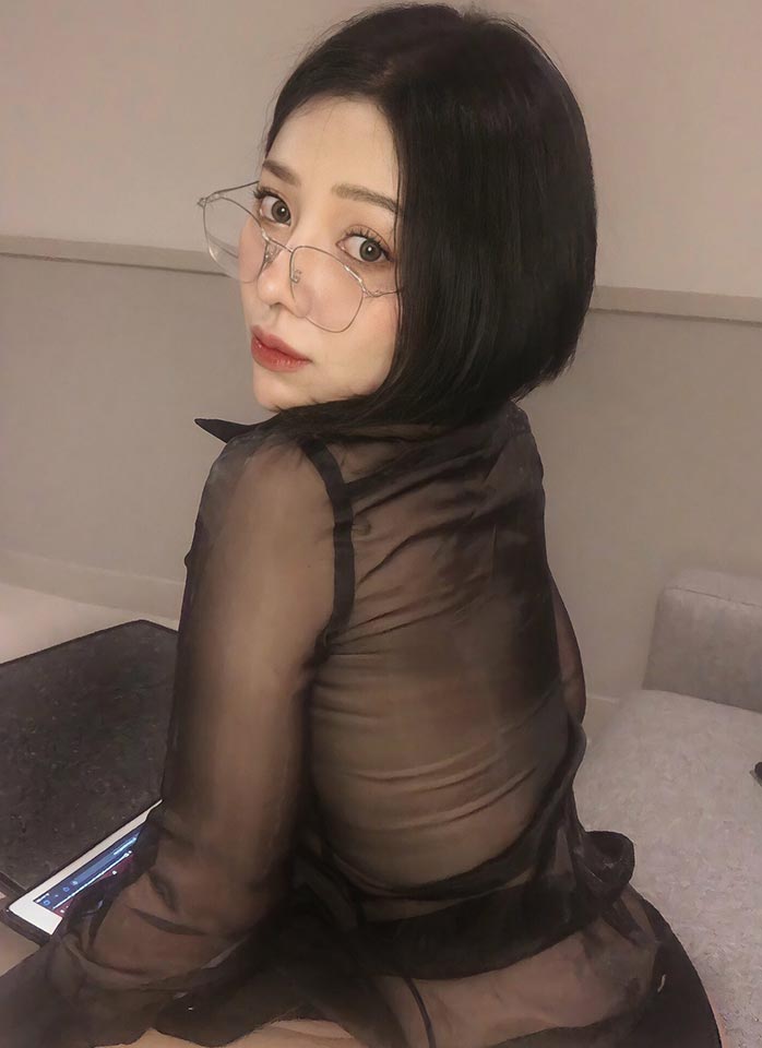 เปิดวาร์ป น้องนุ๊กกี้ babynookie สาวแซ่บ ขาวอวบ อกสะบึม โชว์ความร้อนแรงในโลกออนไลน์ - ติดตามแวด ...